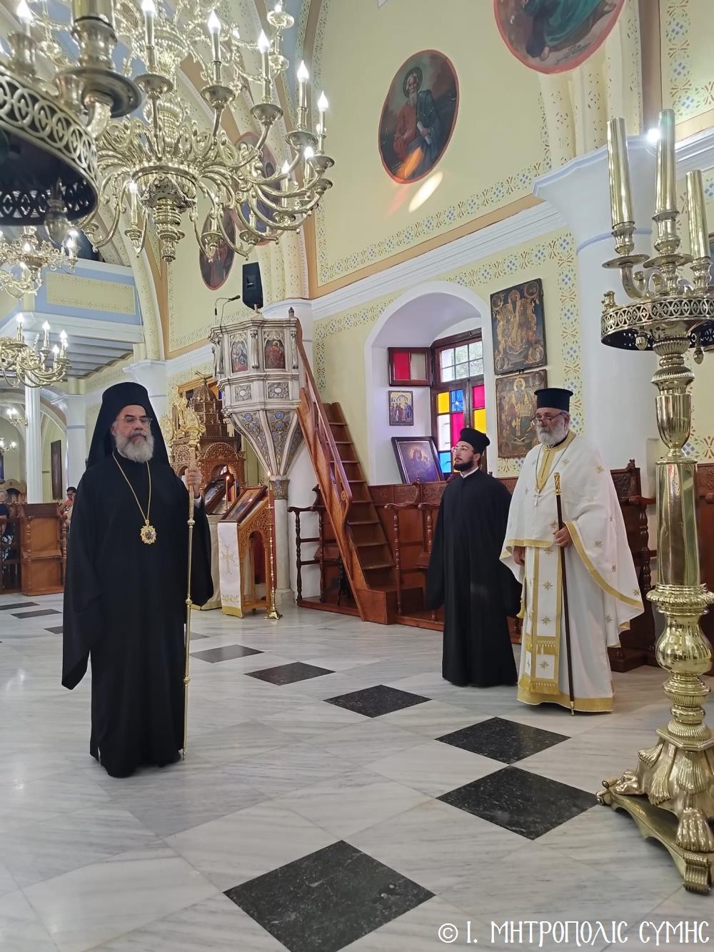 Ο ΣΕΒ. ΜΗΤΡΟΠΟΛΙΤΗΣ ΜΑΣ κ. ΧΡΥΣΟΣΤΟΜΟΣ ΛΕΙΤΟΥΡΓΟΣ ΣΤΟΝ ΜΗΤΡΟΠΟΛΙΤΙΚΟ ...